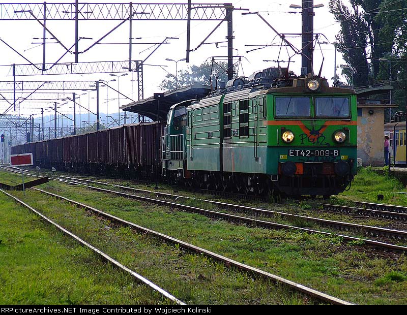 ET42-009 and SM42-937